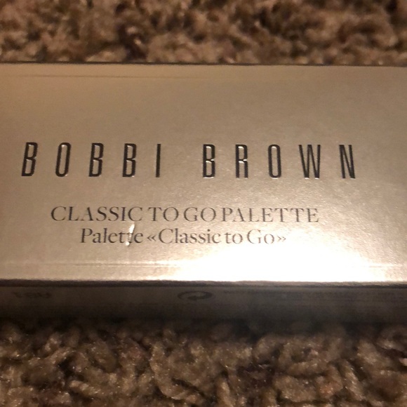 Bobbi Brown | Makeup | Bobbi Brown Classic To Go Palette | Poshmark